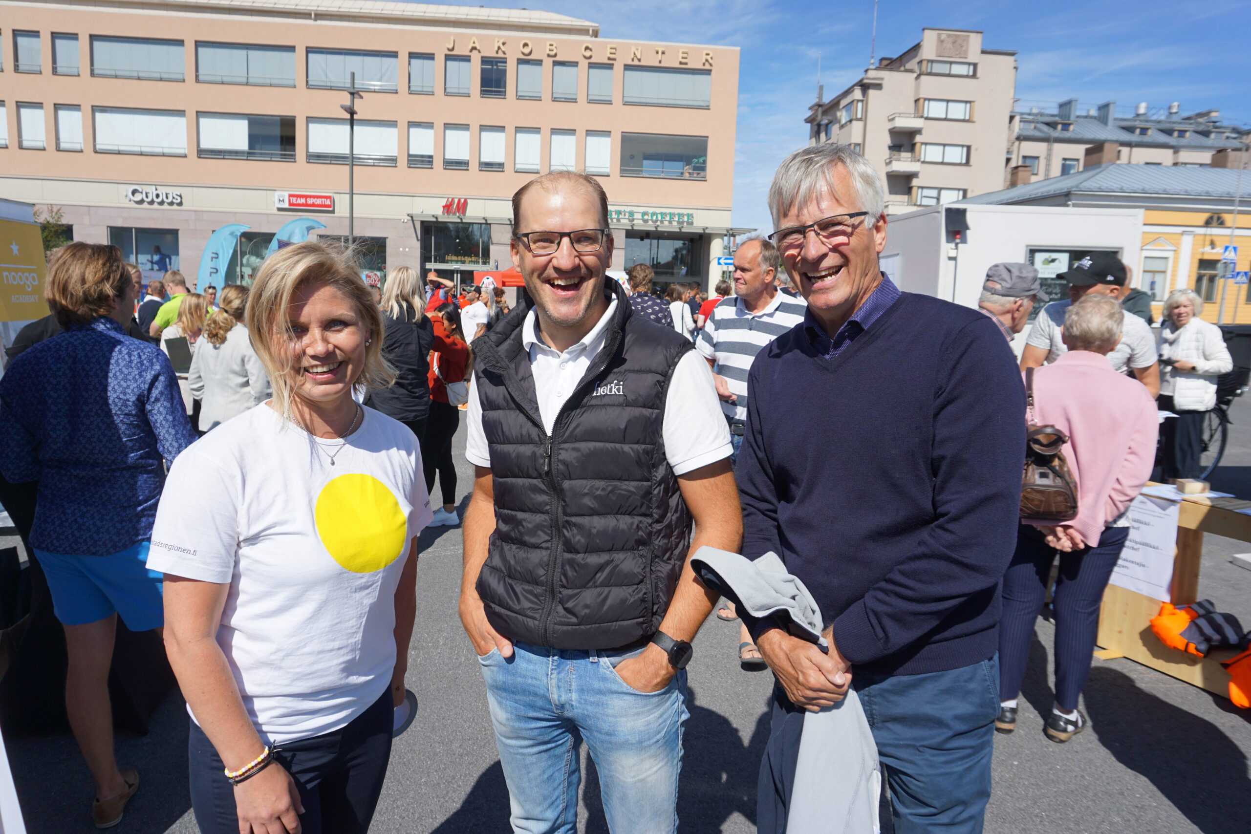 "Kom hit, här finns jobb!" - Jakobstadsregionen sänder ut starka ...