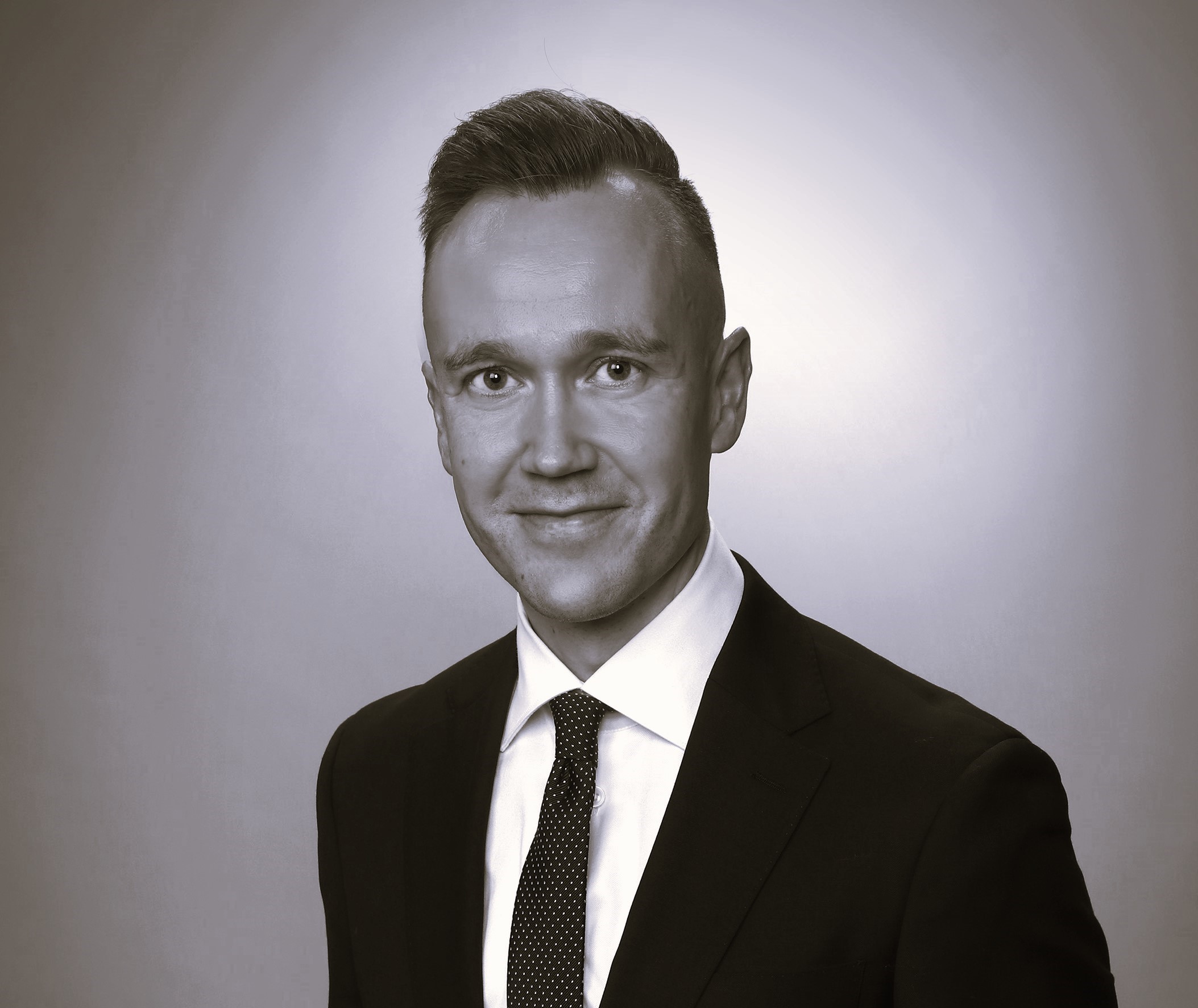 Jonathan Salo: "Valonpilkahduksia vallitsevassa korkotilanteessa ...